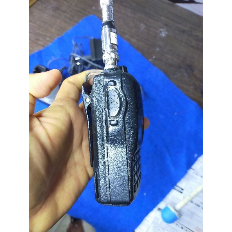 Jual HT ICOM V80 SECOND ASLI / ORIGINAL | Shopee Indonesia