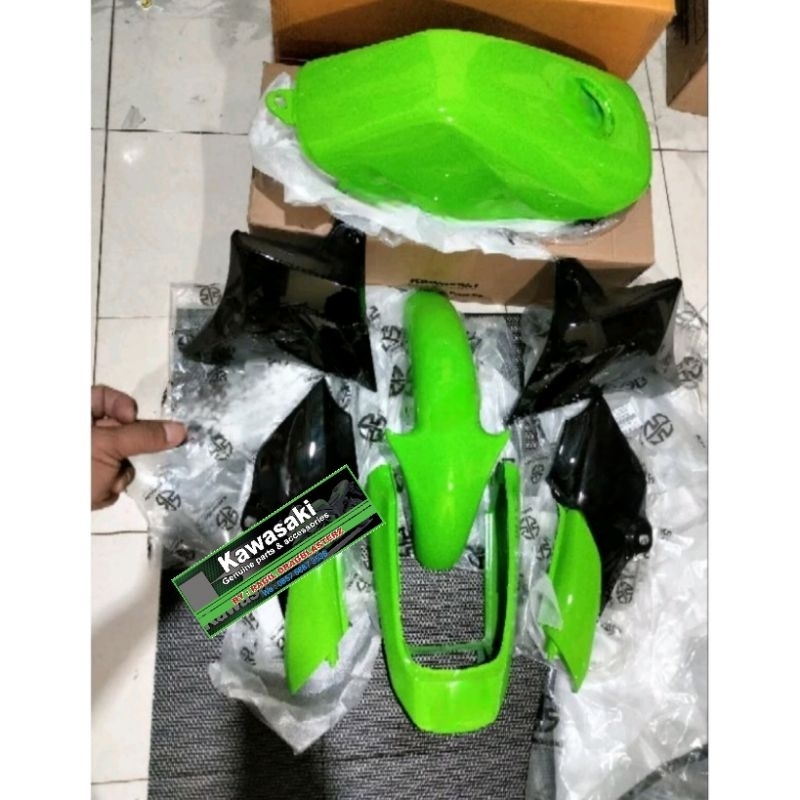 Jual TERMURAH body set ninja r ninja ss hijau muda original kawasaki | Shopee Indonesia
