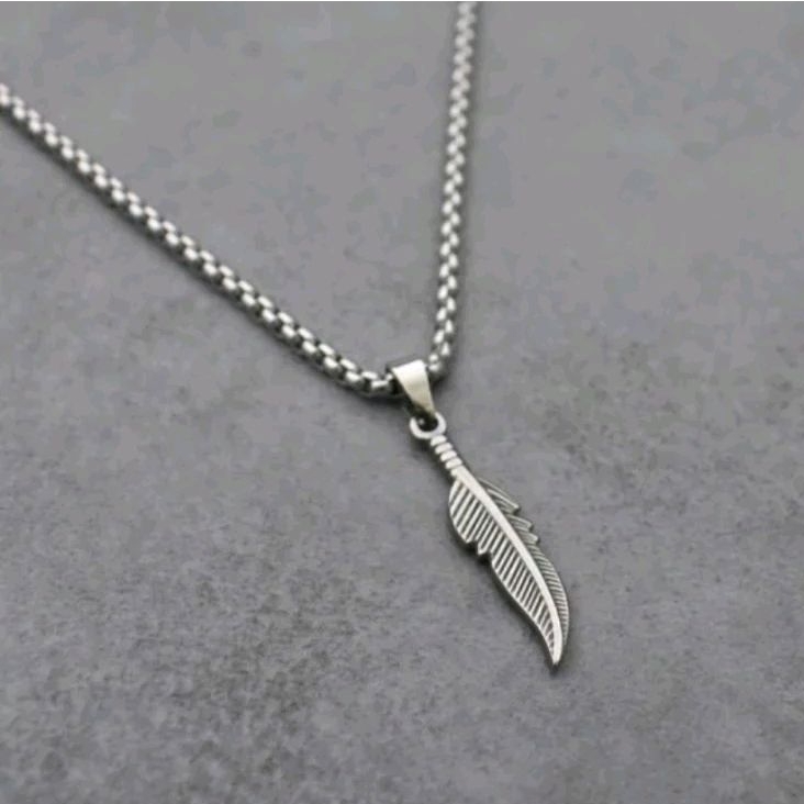 Jual KALUNG RANTAI TITANIUM PRIA MODEL LIONTIN SAYAP TERBARU KEREN ...