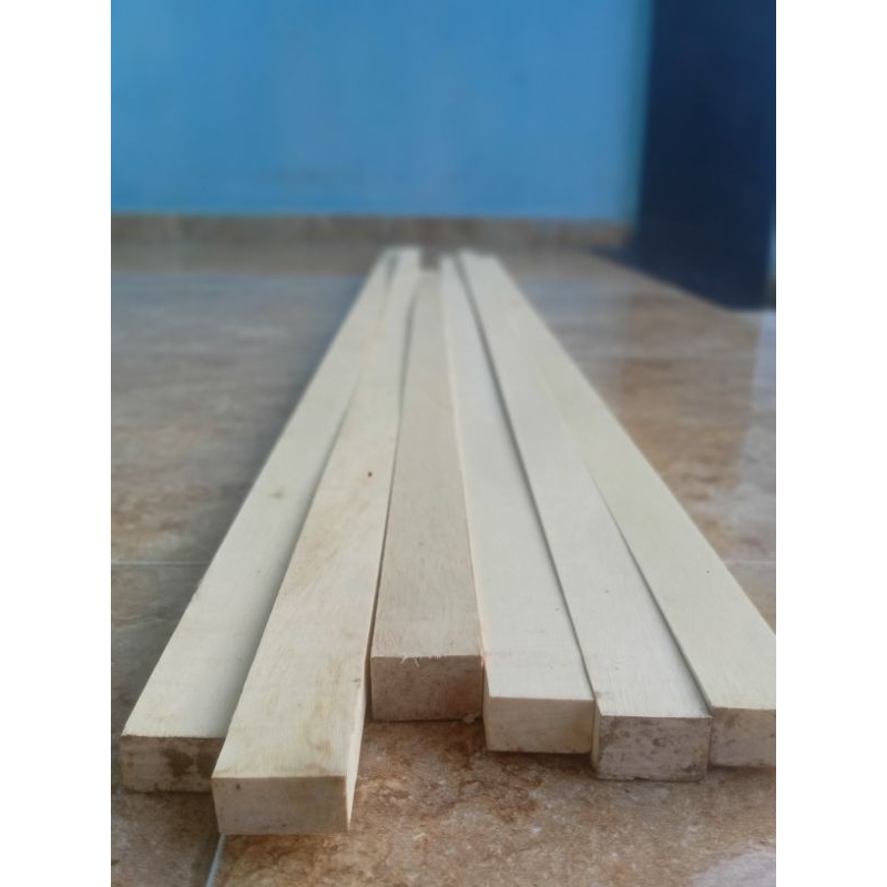 Jual List Kayu Reng Ukuran 2X3X120 cm ISI 10 Batang Kayu Reng Halus ...