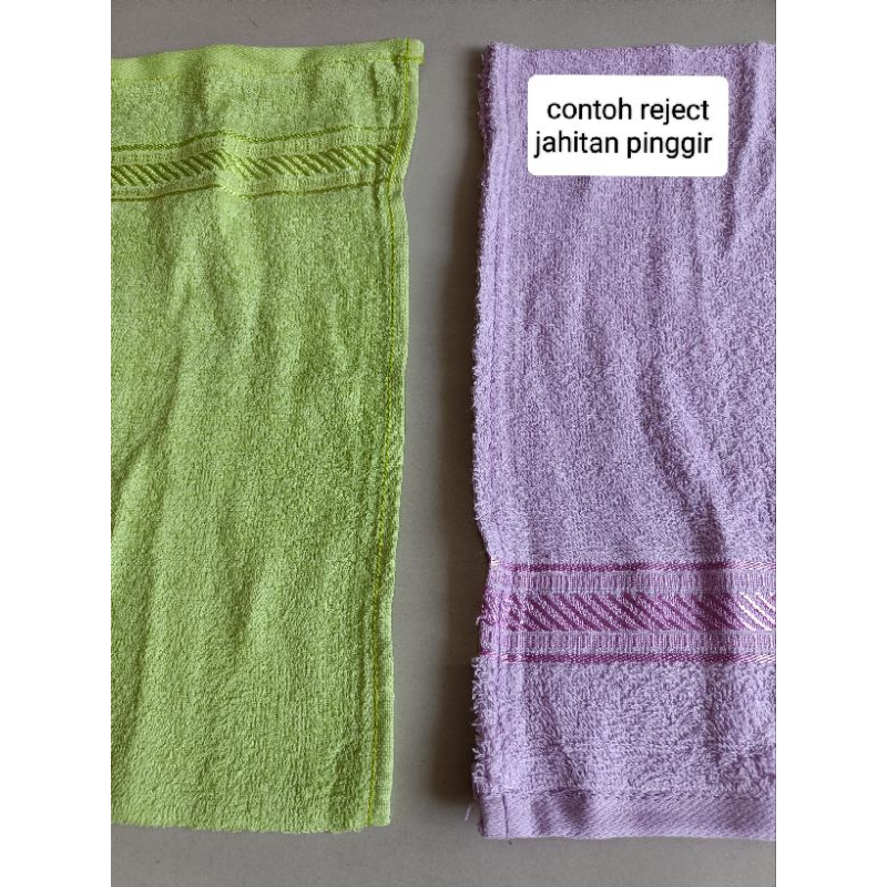 Jual Handuk Merah Putih Kecil/Sport uk. 30x70 cm grade B | Shopee Indonesia