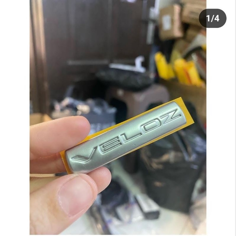 Jual Logo emblem veloz laci dashboard | Shopee Indonesia