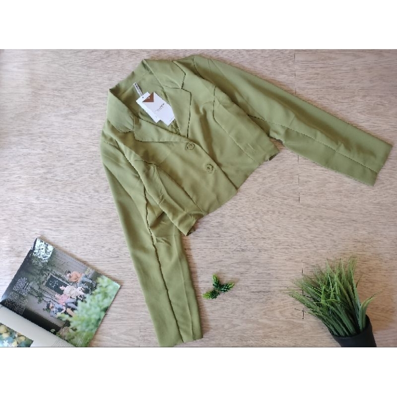 Jual colorbox outer blazer crop top | Shopee Indonesia