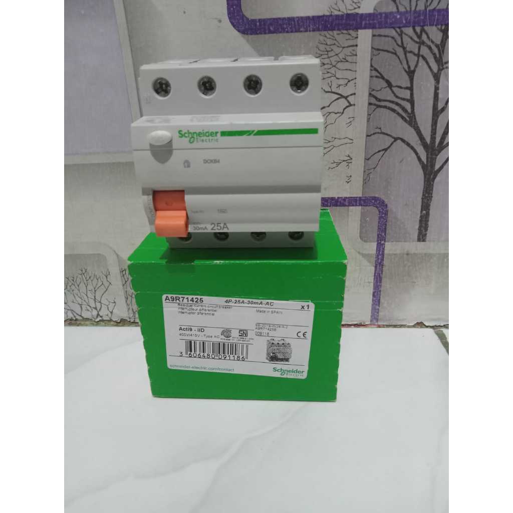 Jual ELCB RCCB Schneider Domae 4P 25A 30mA AC ORIGINAL | Shopee Indonesia