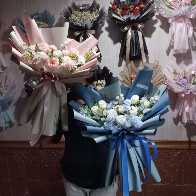 Jual [READY] Buket Bunga Artificial Bunga Wisuda Ulang Tahun Pink Biru ...