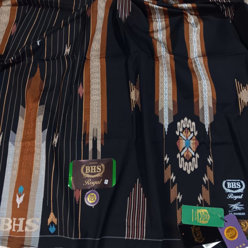 Jual SARUNG BHS ROYAL GOLD R66 SCA 9 HITAM | Shopee Indonesia