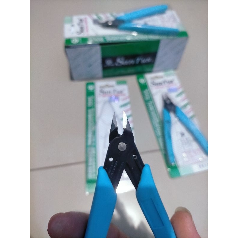 Jual tang potong SANTUS | Shopee Indonesia