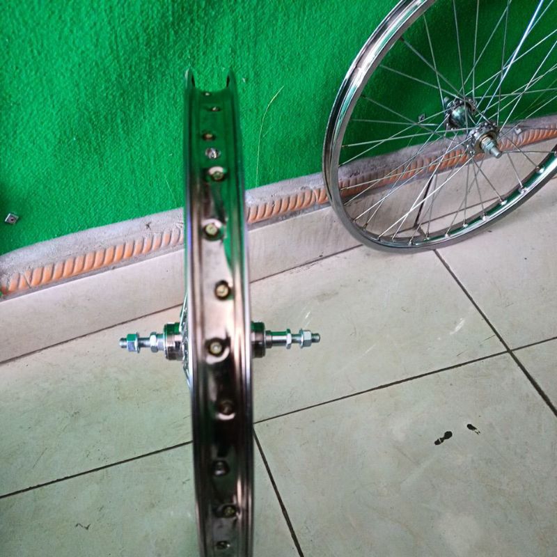 Jual WHEELSET SEPEDA 20 INCH DEPAN BELAKANG RODA JADI SIAP PASANG PAKAI ...