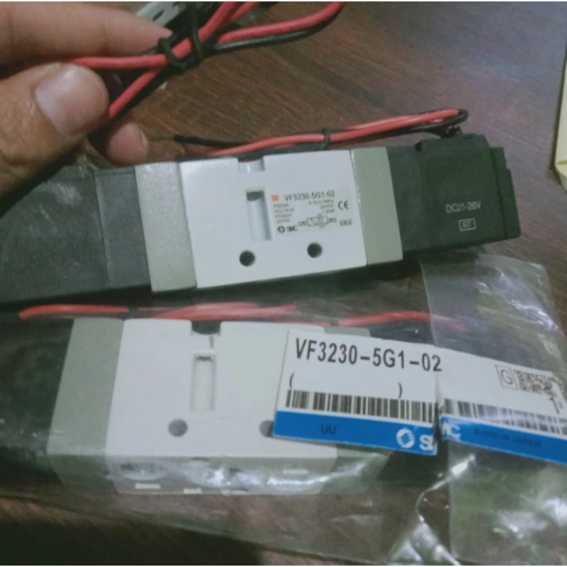 Jual SOLENOID VALVE SMC VF3230-5G1-02 DC24V ORIGINAL ASLI | Shopee ...