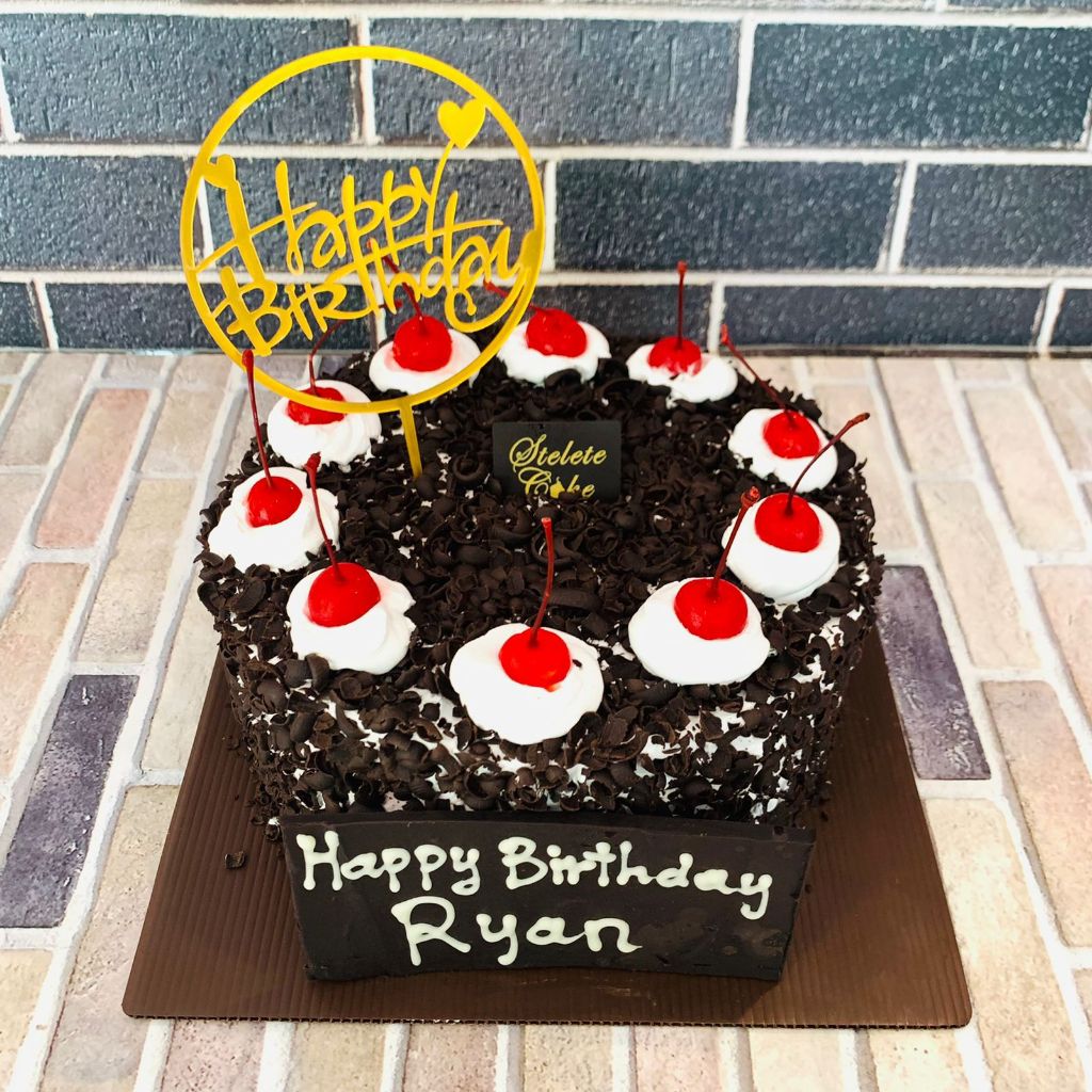 Jual Kue Ulang Tahun/Birthday Cake/Kue Ulang Tahun Chocolate Fudge/Kue Ultah Jakarta | Shopee ...