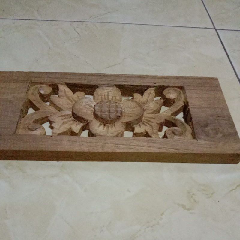 Jual ornamen tempel ukiran 24 cm X 11 cm khas jepara | Shopee Indonesia