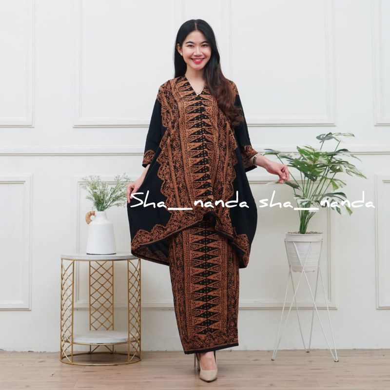 Jual set kaftan batik modern batik modern sha_nanda batik | Shopee ...