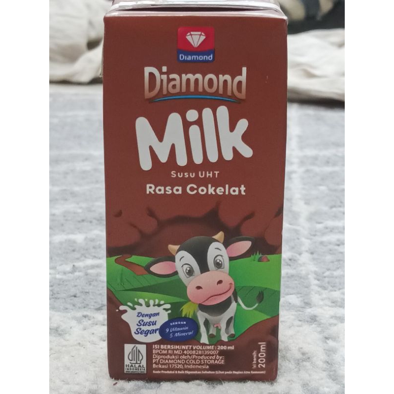 Jual Diamond milk uht cokelat 200ml | Shopee Indonesia