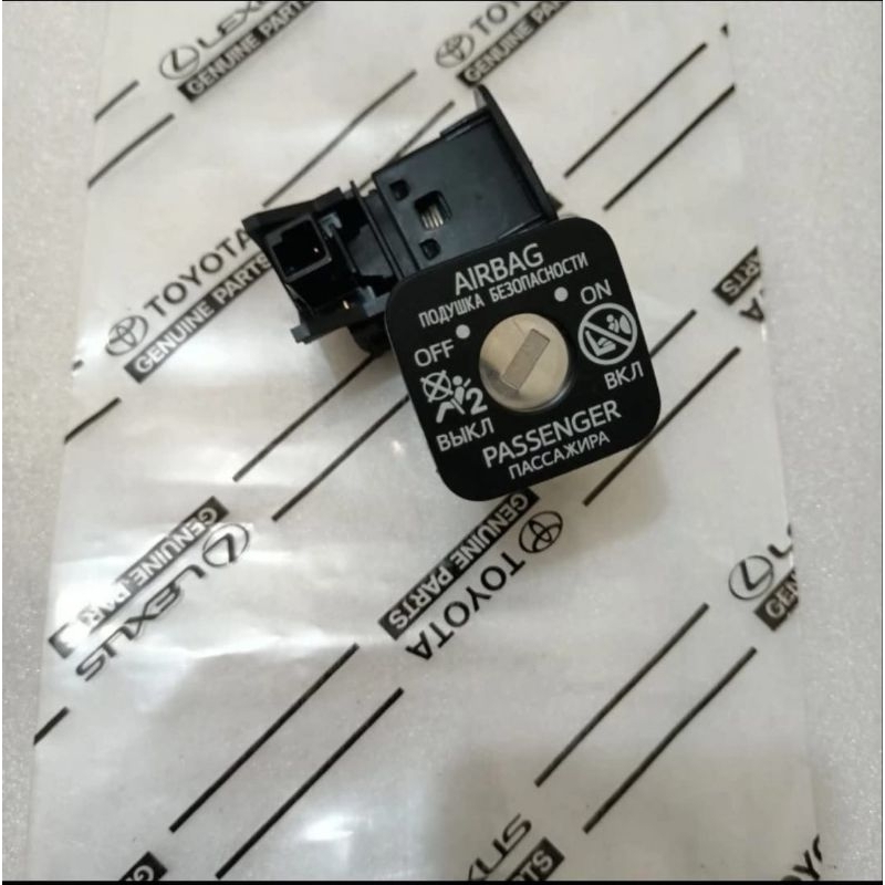 Jual switch lock airbeg on off Toyota Innova, all new Yaris Original ...