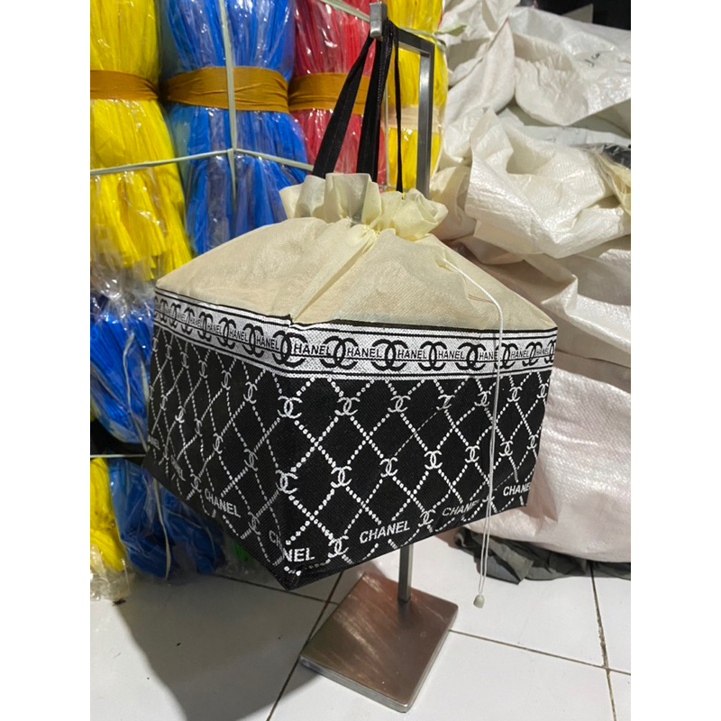 Jual (1 LUSIN = 12 PCS) TAS HAJATAN SERUT LV/CHANNEL/BATIK 20x20 TINGGI ...