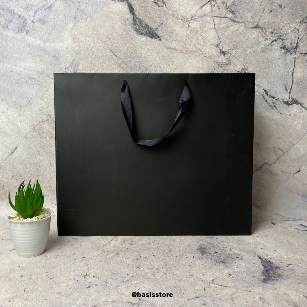 Jual Paper Bag Hitam Polos 36x30x10 Paper Bag Kado | Shopee Indonesia