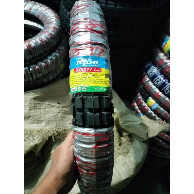 Jual BAN LUAR MOTOR SEMI TRAIL UKURAN 300 RING17 MERK RPM BESTONE ...