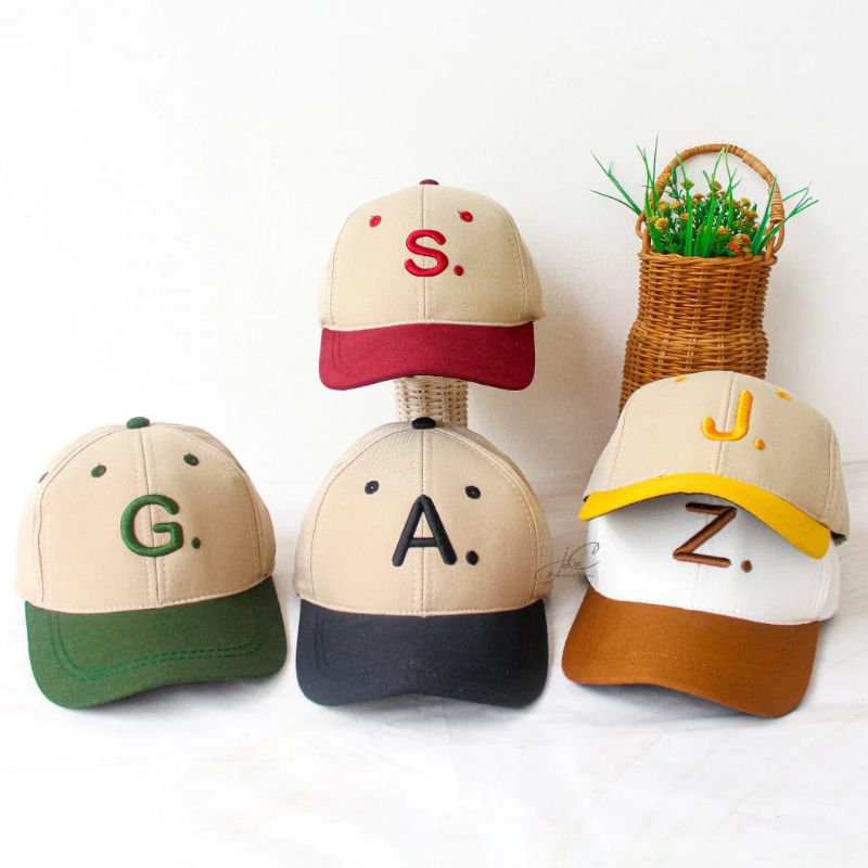 Jual TOPI ANAK INISIAL A-Z MODEL 2KOMBINASI WARNA COCOK UNTUK CEWEK ...