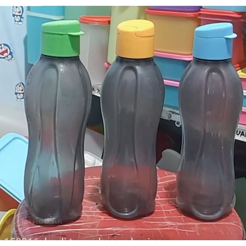 Jual Tupperware Seken Botol Minum 750 ml | Shopee Indonesia