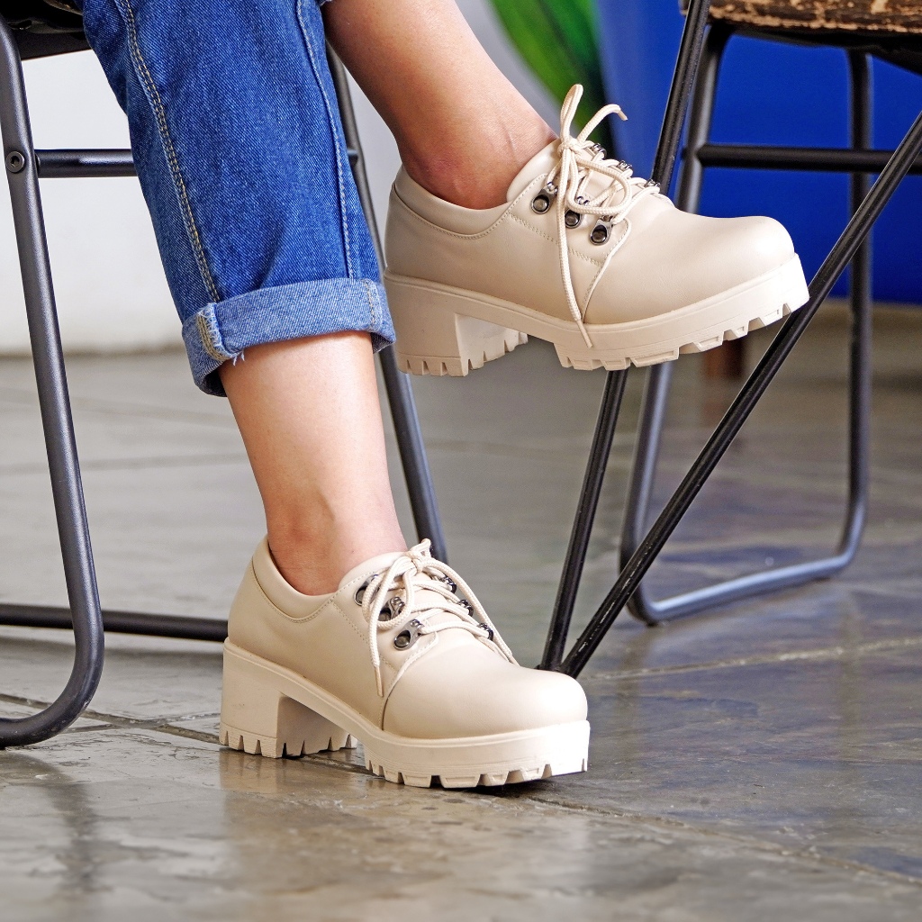 Jual ELIRA Sepatu Oxford Wanita JOJO Cream Black Pantofel Shoes Formal ...