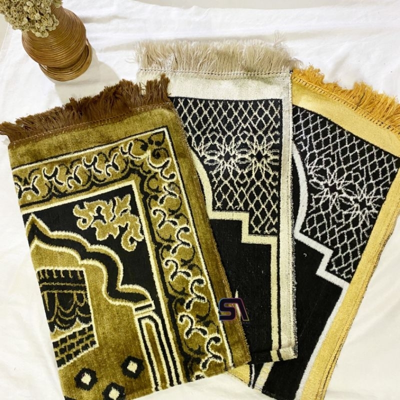 Jual Sajadah turkey bludru halus | sajadah travel | Shopee Indonesia
