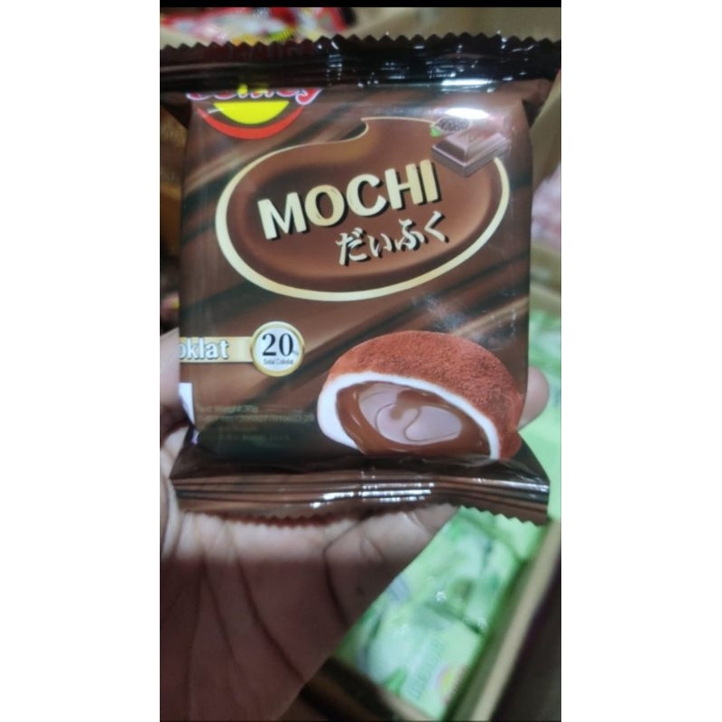 Jual Mochi 1 box isi 30 pcs merk conley (strawbery, kacang,dll), untuk ...