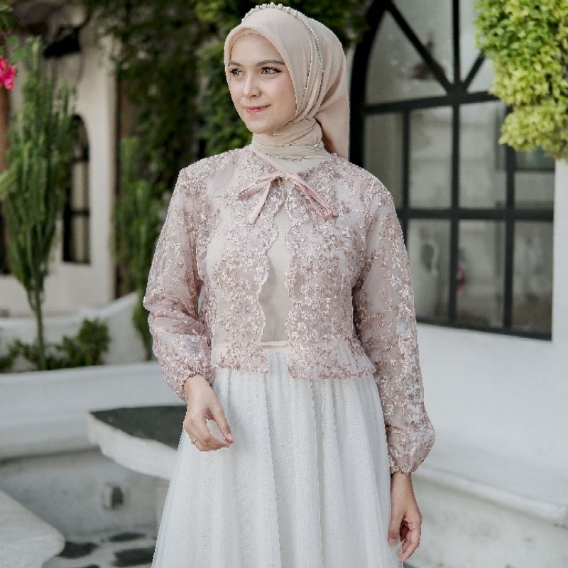 Jual Crop Outer Brokat flower / Outer brukat / baju kondangan / Ajmala ...