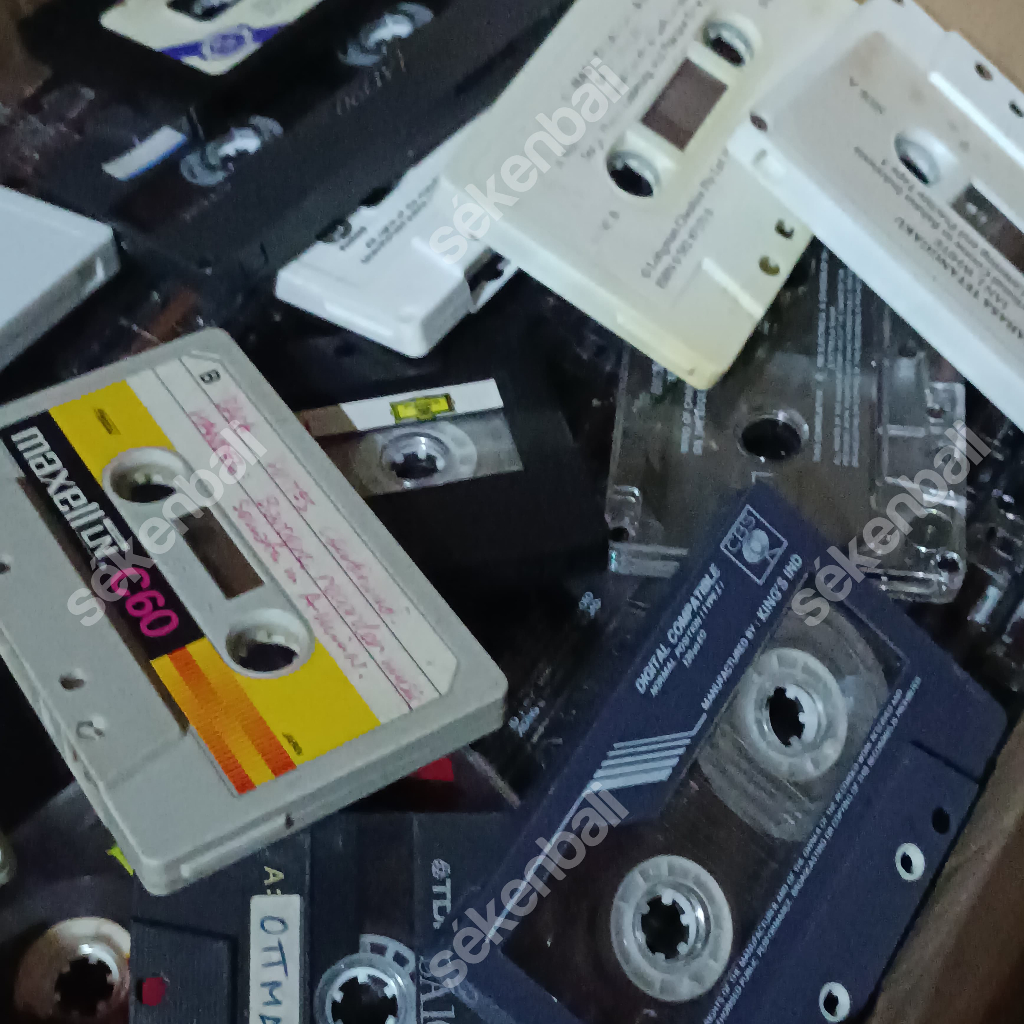 Jual Kaset Pita Bekas - Kaset Tape - Case Kaset Pita - Kotak Kaset Pita ...