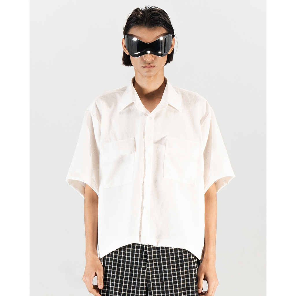 Jual SVH | Lex Boxy Shirt | Kemeja Pria | Kemeja Putih Pria | Outfit ...