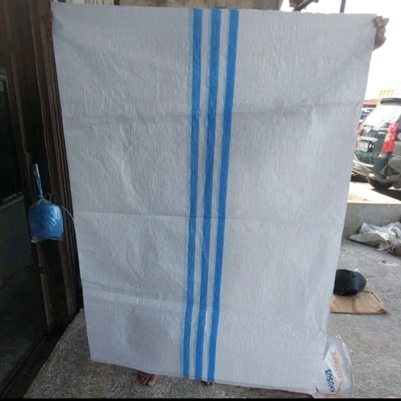 Jual KARUNG PLASTIK JUMBO UK 130x110 CM MURAH TEBAL | Shopee Indonesia