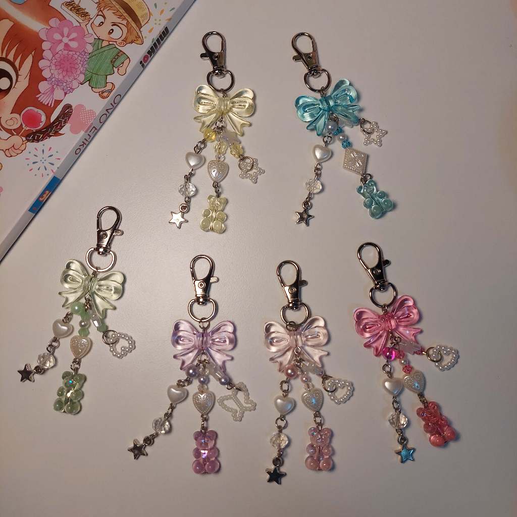 Jual Ribbon Keychain / Gantungan kunci manik-manik / Gantungan kunci ...