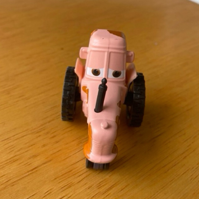 Jual Diecast Traktor Sapi dari Film Cars - Miniatur Mobil Traktor yang ...