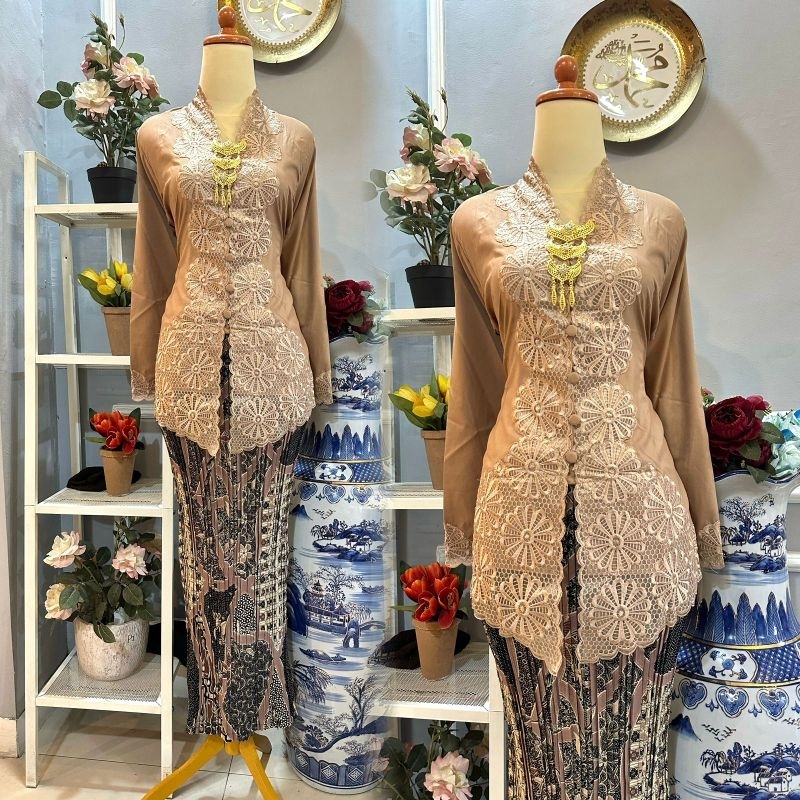 Jual Stelan Kebaya Encim Bordir Modern/Kekinian/Kondangan Original ...