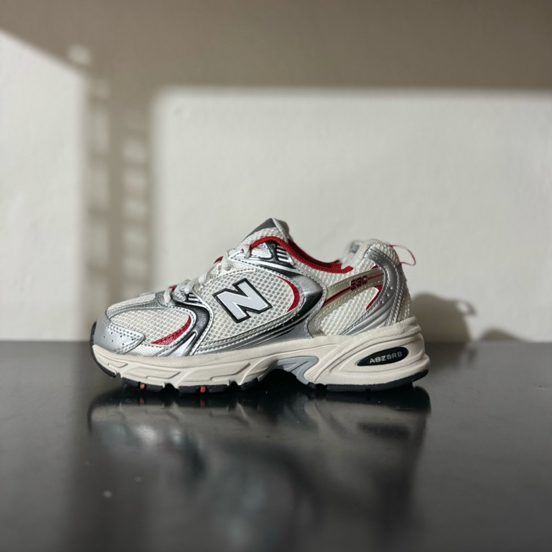 Jual New Balance 530 Red Metalic Cream 100% Original - MR530ZNR ...