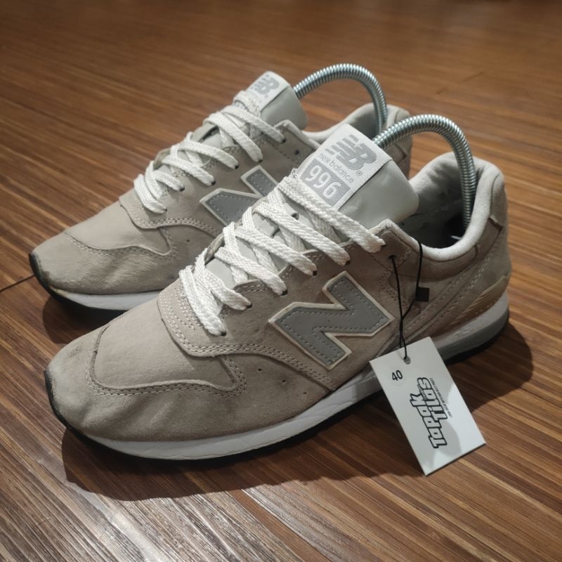 Jual Sepatu New Balance 996 Original size 40/25cm | Shopee Indonesia