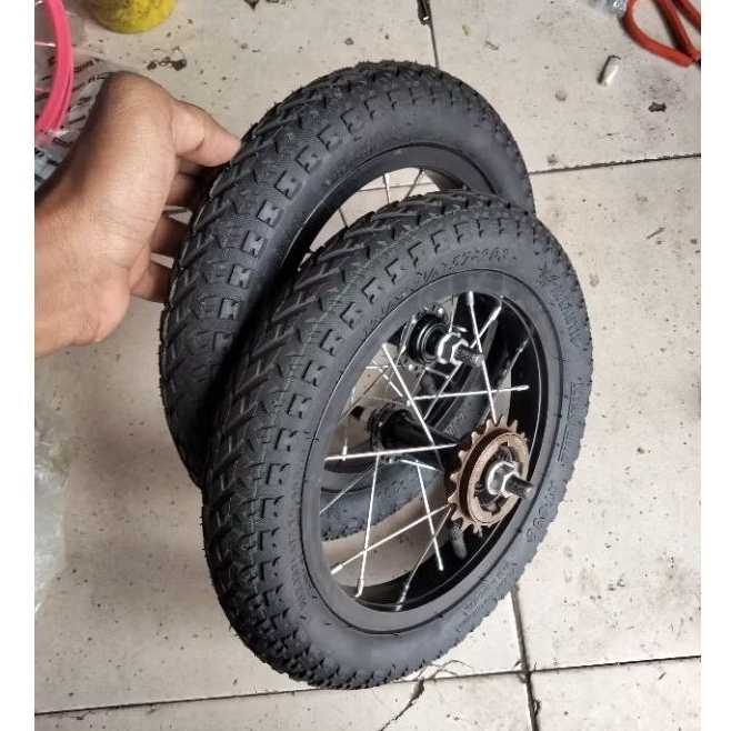 Jual wheelset sepeda ukuran 12 inc lengkap dengan ban luar dalam dan ...