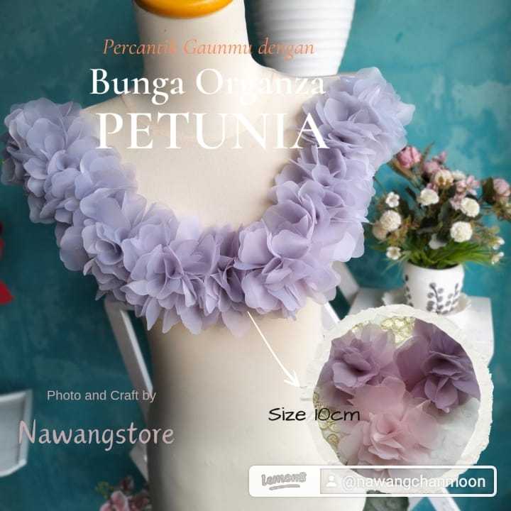 Jual Aplikasi Bunga petunia jumbo /slendang /bunga bahu /kebaya /payet ...