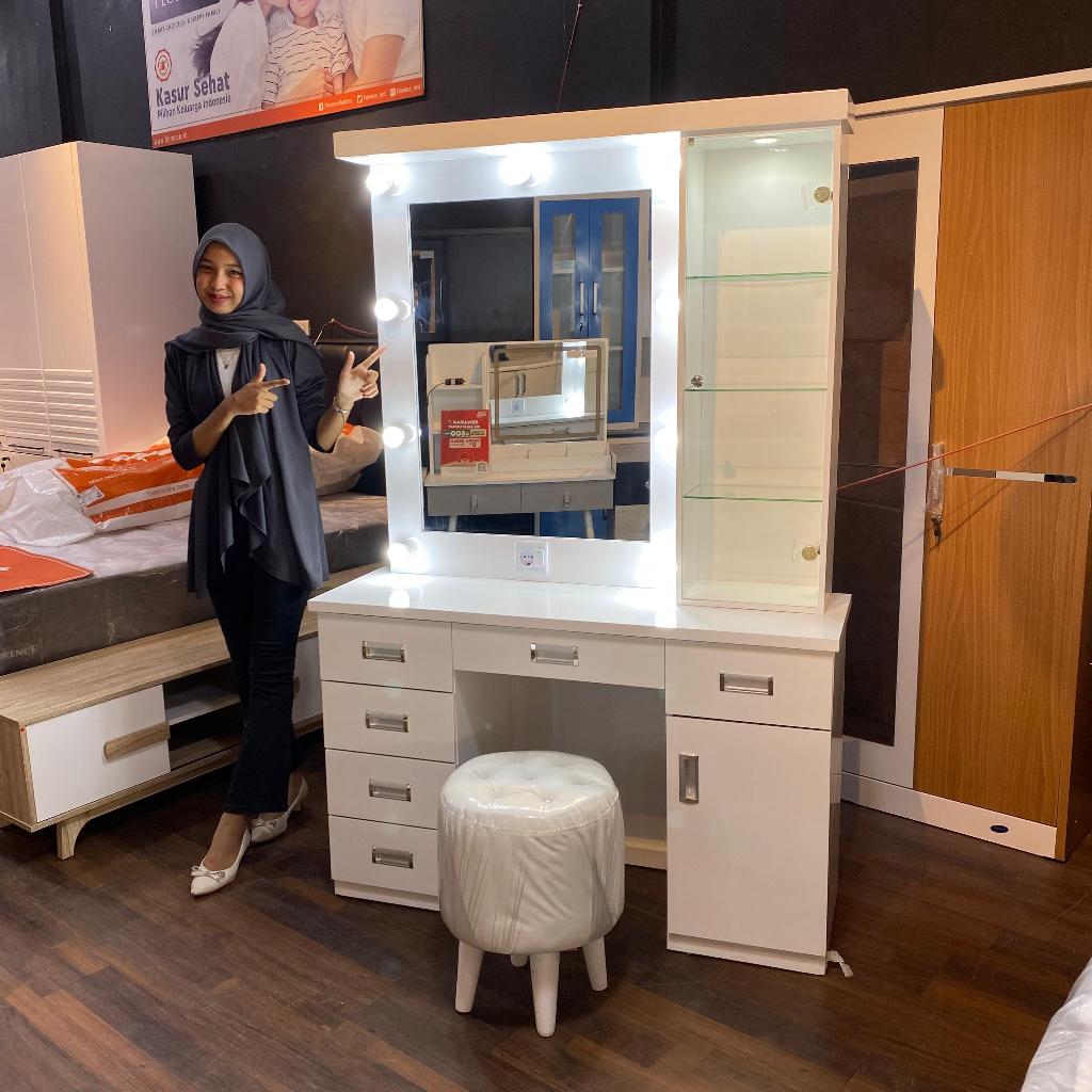 Jual Meja Rias Lampu LED by House Sleep | Shopee Indonesia