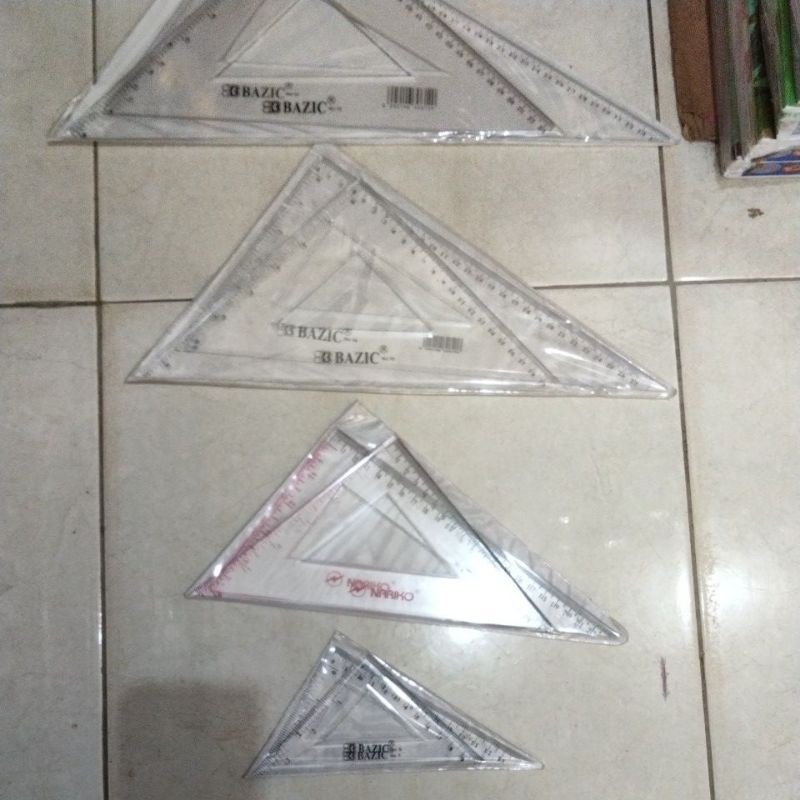 Jual Penggaris Segitiga Bening (1 Set Isi 2 pc) / Mistar / Transparan ...