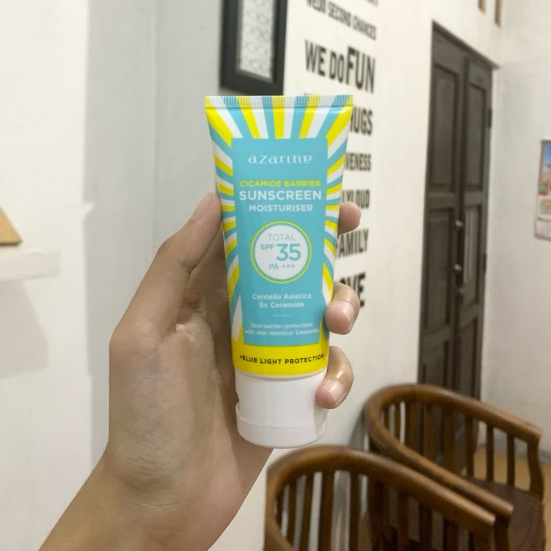 Jual Azarine Cicamide Barrier Sunscreen Moisturiser SPF35 PA+++ 40ml ...