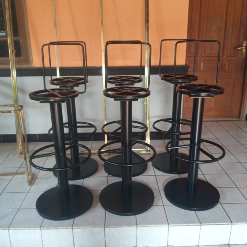 Jual Kursi bar besi modern finisheng hitam,Bar stool kaki besi power ...