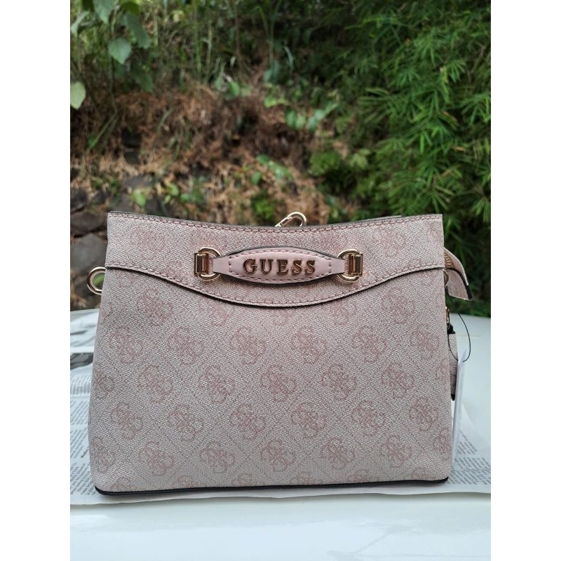 Jual TAS GUESS - EMERA LOGO GIRLFRIEND SATCHEL SPR24 | Shopee Indonesia