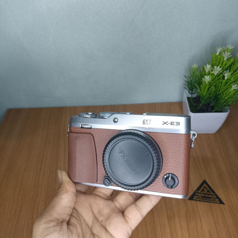 Jual Fujifilm xe3 body only like new | Shopee Indonesia