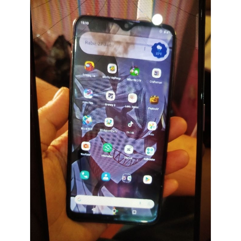 Jual advan g5 ram 4gb minus lcd mesin aman itu lcd cuman buat tes aja ...