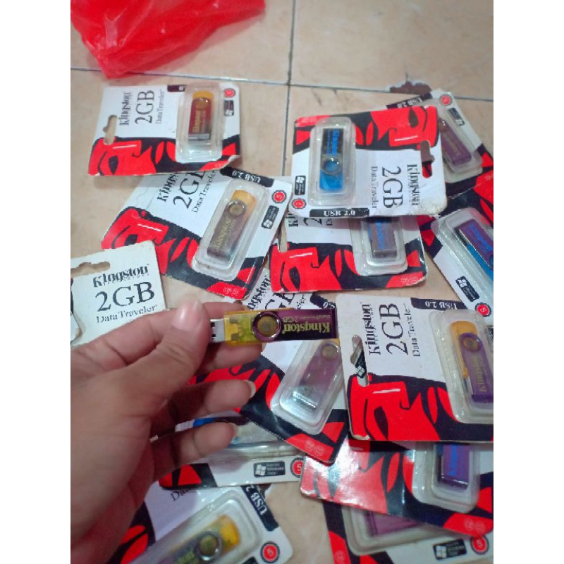 Jual ORIGINAL Flashdisk Kingston G2 Model Putar 2GB 2 GB Flashdrive ...