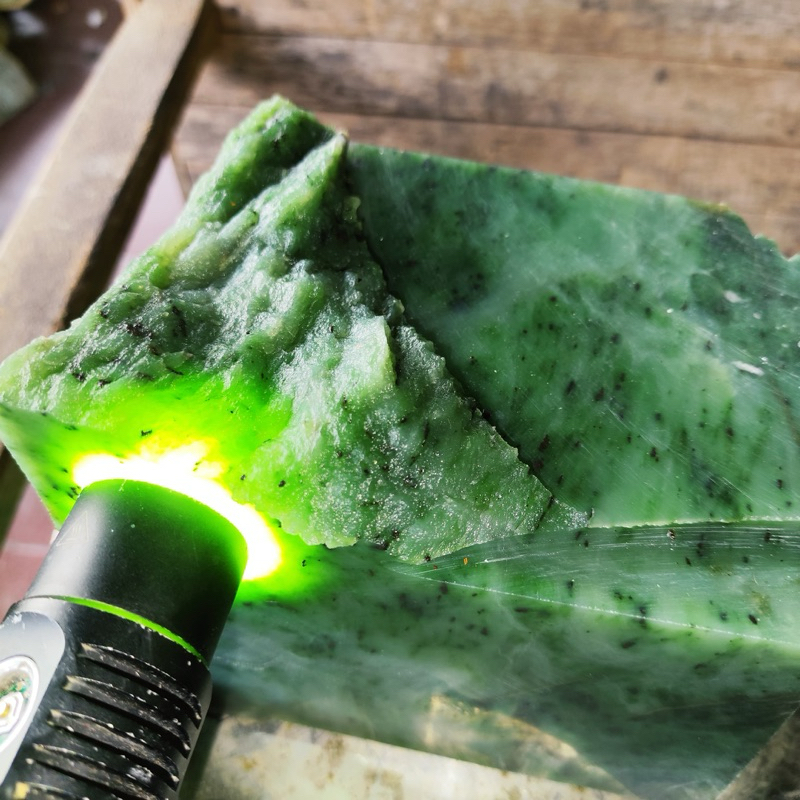 Jual 1KG BATU GIOK NEPHRITE | Shopee Indonesia