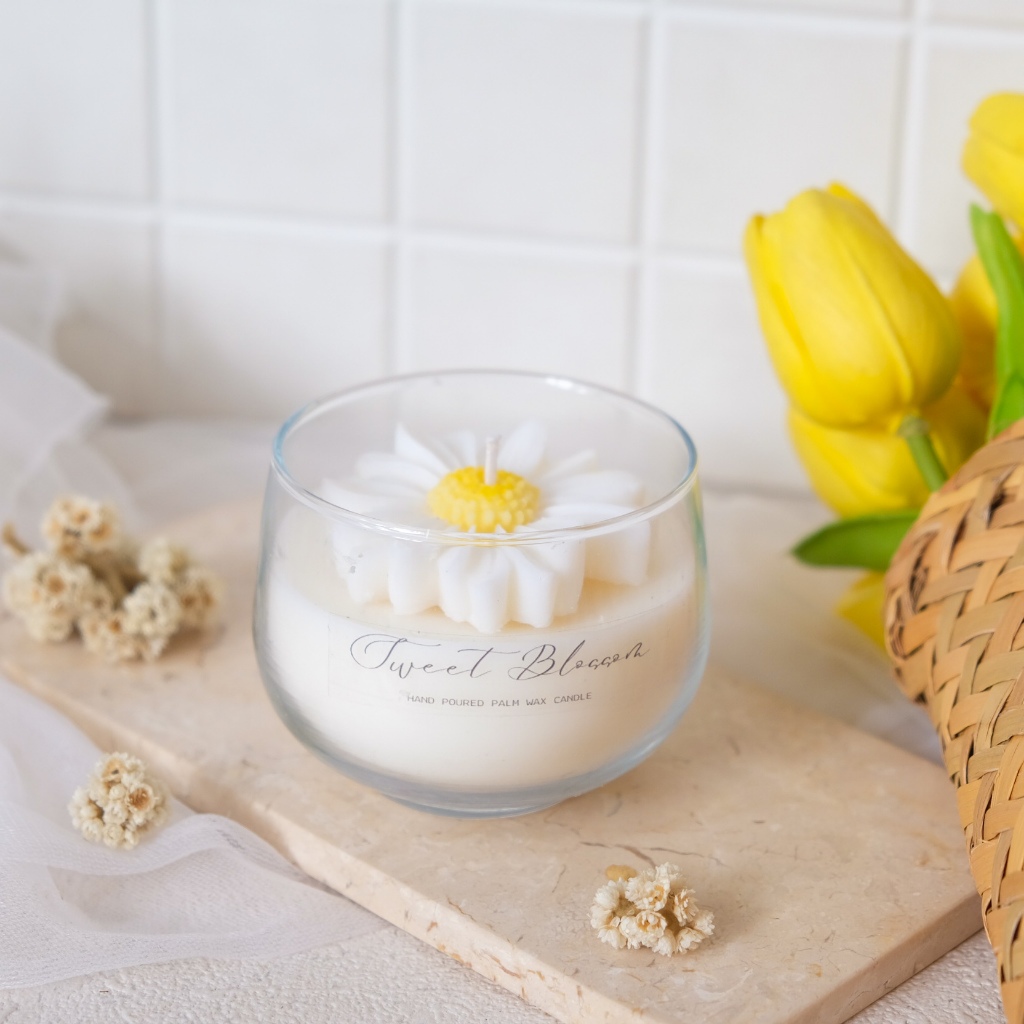 Jual FLEURSCENT Scented Candle Lilin Aromaterapi Sweet Blossom Daisy ...