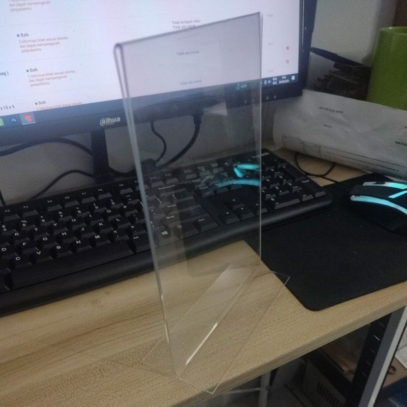 Jual akrilik display standing ukuran A5 2 sisi | Shopee Indonesia