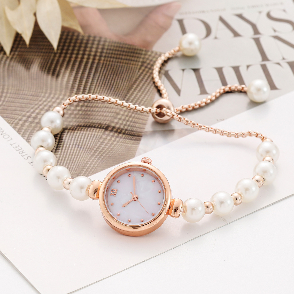Jual Jam Tangan Wanita Tali Rantai Serut Simple Elegant Jam Analog ...