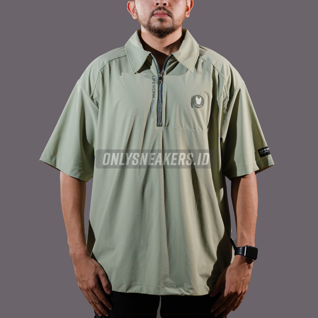 Jual LIFEWORK CIRCLE LOGO NYLON HALF ZIP UP POLO LIGHT KHAKI (100% AUTHENTIC) | Shopee Indonesia